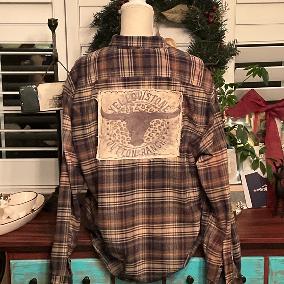 Tailor Vintage | Tops | Vintage Distressed Flannel Yellowstone Dutton ...